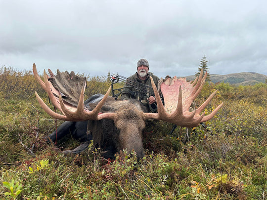 Moose Complete Pass Through with Wide Series Broadheads – Iron Will ...